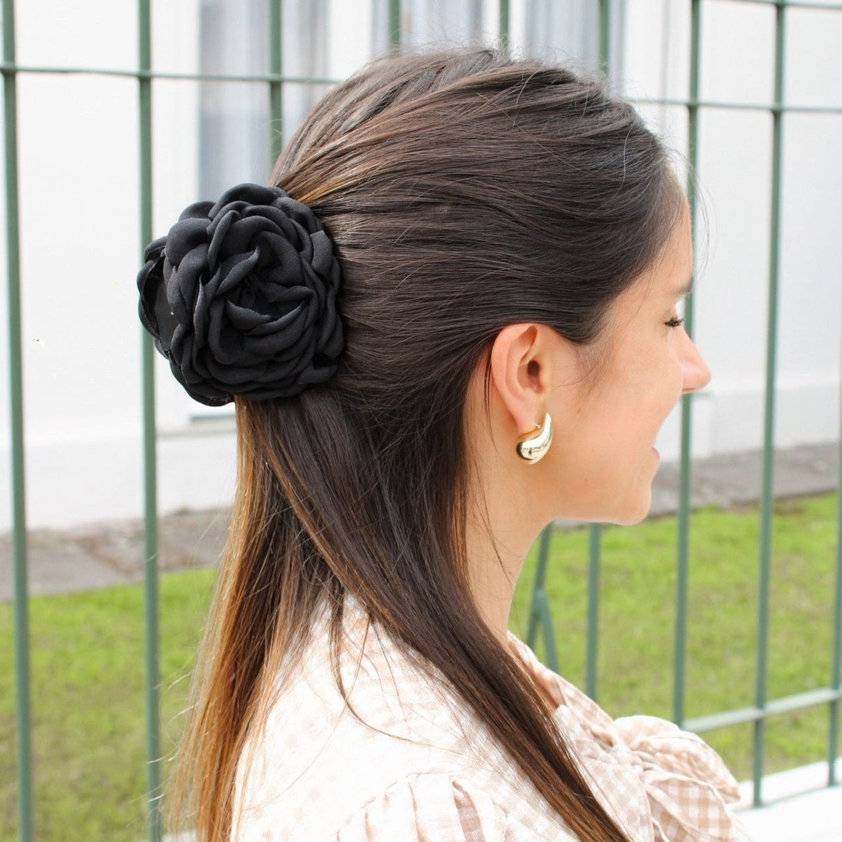 Pinza Flor Rafaela Negra – Seville
